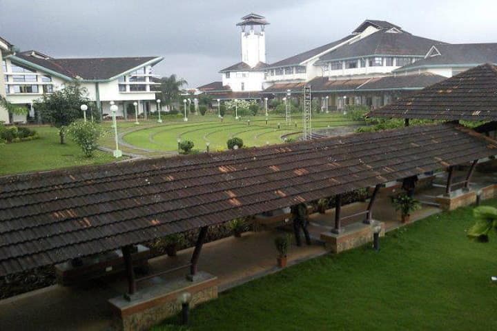 IIM Kozhikode: Admission, Fees, Courses, Placements, Cutoff, Ranking