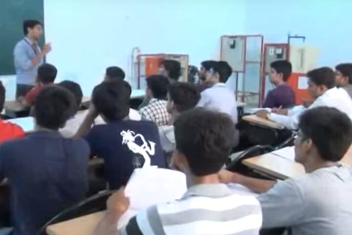 GIT GandhiNagar: Admission, Fees, Courses, Placements, Cutoff, Ranking