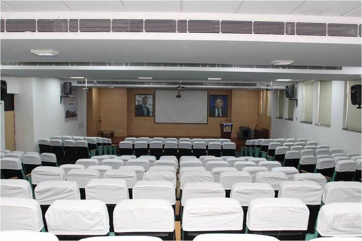 Amity University, Greater Noida Campus: Admission, Fees, Courses ...