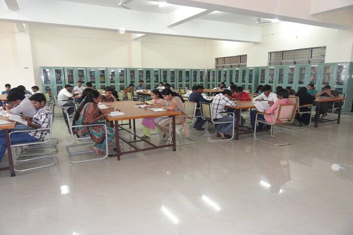 JNTUH College of Engineering (JNTUHCEJ) Karimnagar: Admission, Fees ...