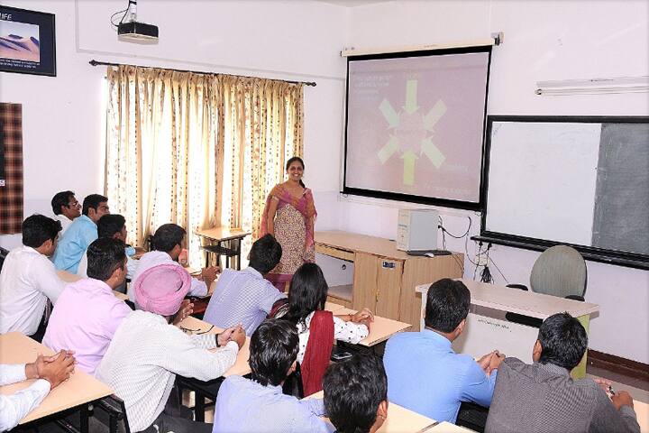 Indira Institute of Management (IIMP) Pune: Admission, Fees, Courses ...