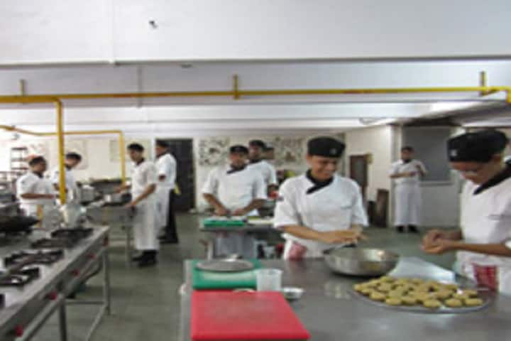IHM Mumbai: Admission, Fees, Courses, Placements, Cutoff, Ranking