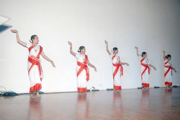 Mount Carmel College (MCC) Bangalore: Admission, Fees, Courses ...