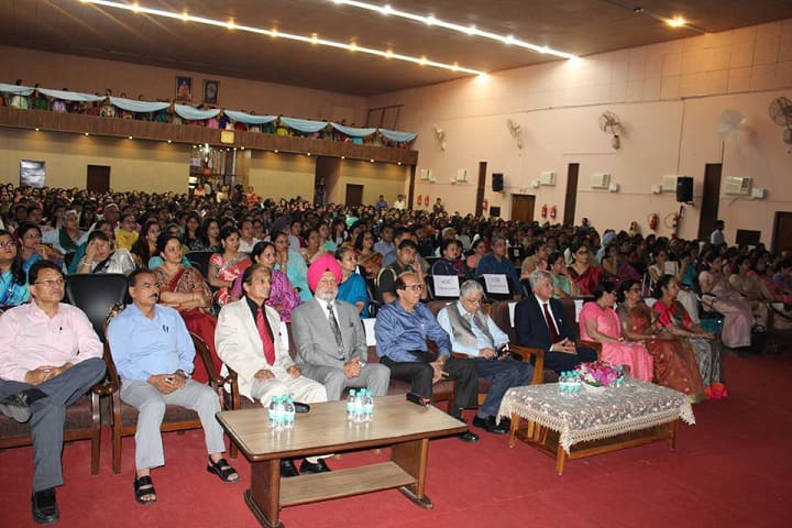 MCM DAV College for Women, Chandigarh: Admission, Fees, Courses ...