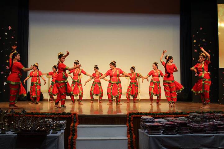 MCM DAV College for Women, Chandigarh: Admission, Fees, Courses ...