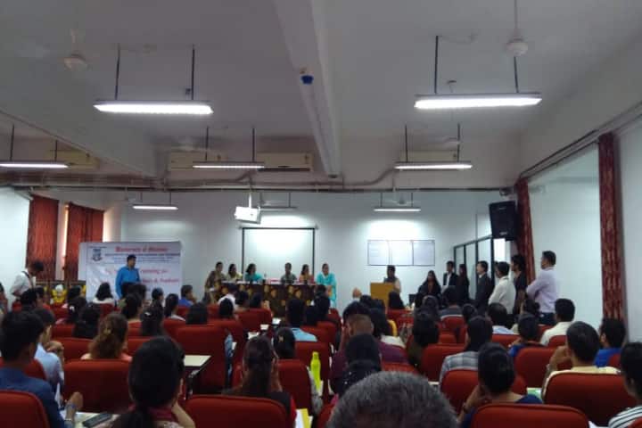 RA Podar College of Commerce and Economics, Mumbai: Admission, Fees ...