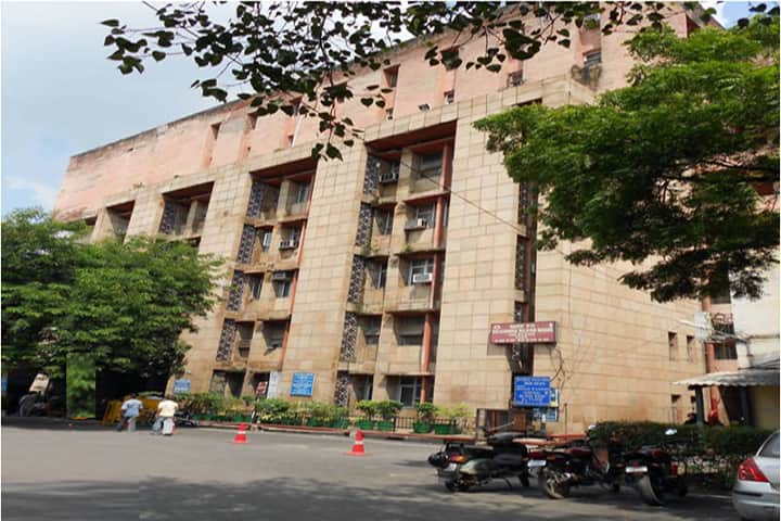 NDMC Medical College Delhi: Admission, Fees, Courses, Placements ...