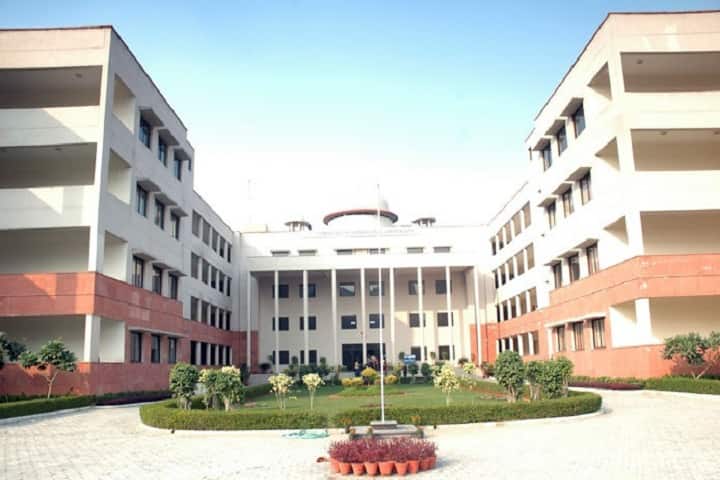 SCMS NOIDA: Admission, Fees, Courses, Placements, Cutoff, Ranking