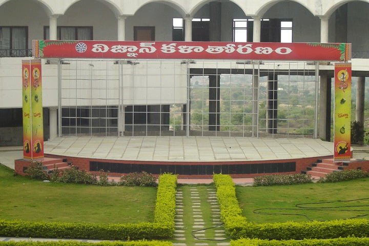 Vignan Institute of Pharmaceutical Sciences, Deshmukhi: Admission, Fees ...