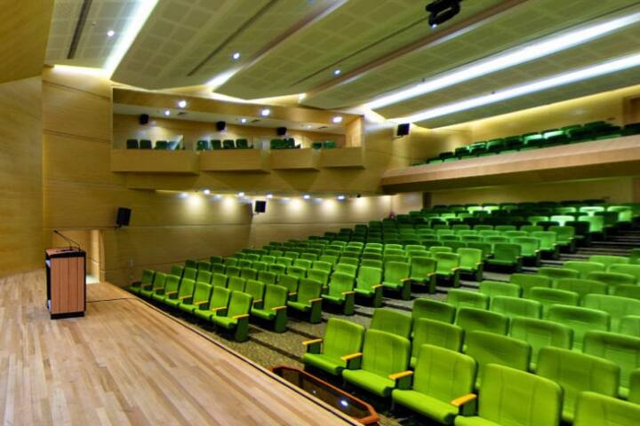 Amity University Gurgaon: Admission, Fees, Courses, Placements, Cutoff ...