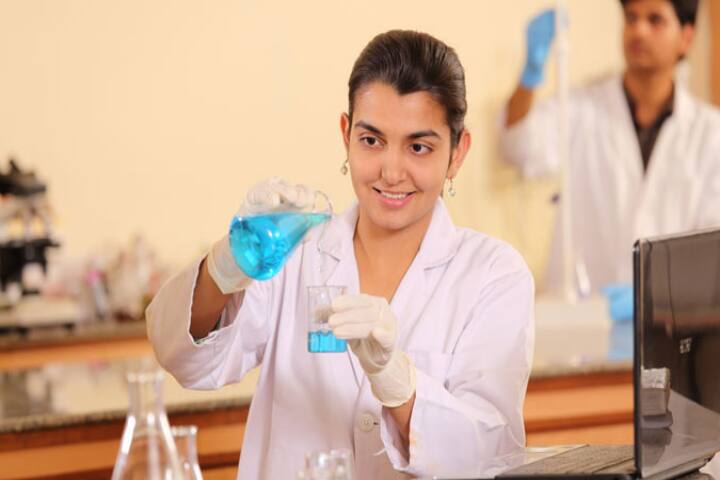 Amity University Gurgaon: Admission, Fees, Courses, Placements, Cutoff ...