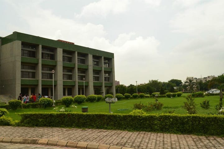 BCAS New Delhi: Admission, Fees, Courses, Placements, Cutoff, Ranking