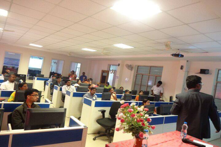 Malla Reddy College of Engineering, Dhulapally: Admission, Fees ...