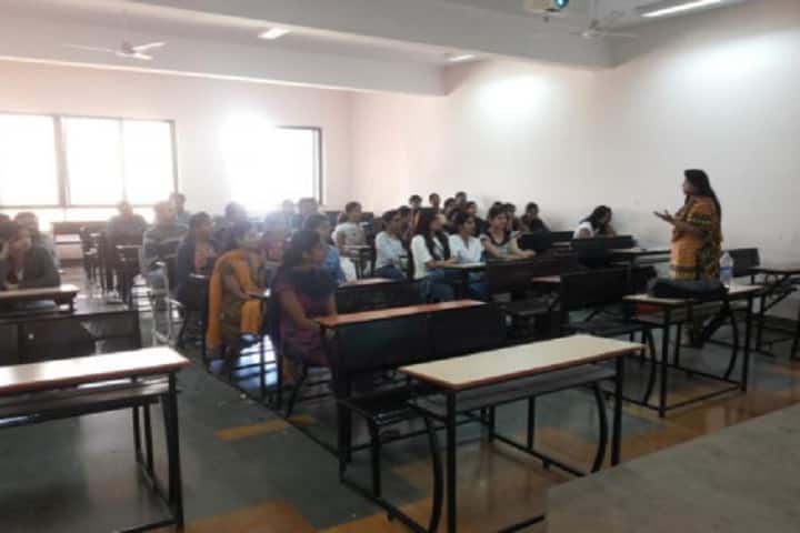 Dr DY Patil College of Pharmacy (DYPCOE) Pune: Admission, Fees, Courses ...