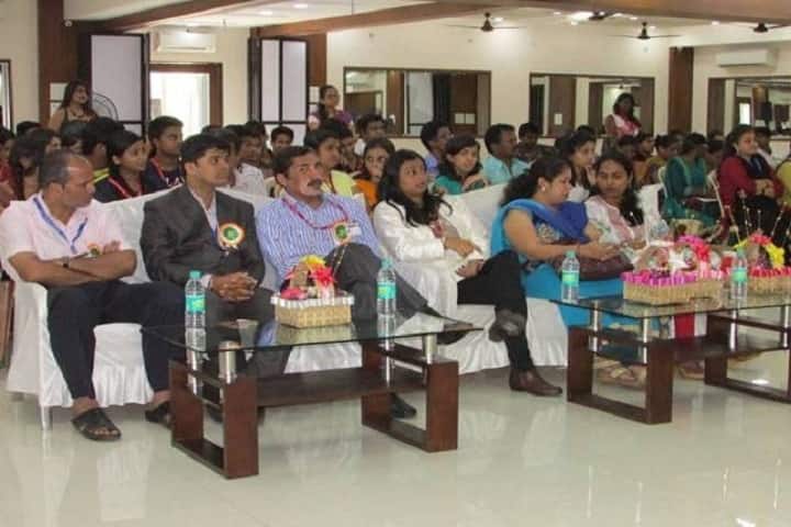 Reena Mehta College of Arts, Commerce, Science and Management Studies ...