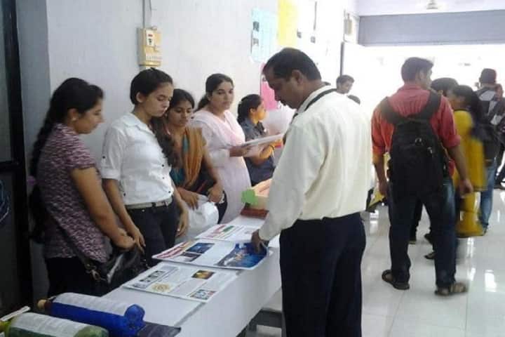 Reena Mehta College of Arts, Commerce, Science and Management Studies ...