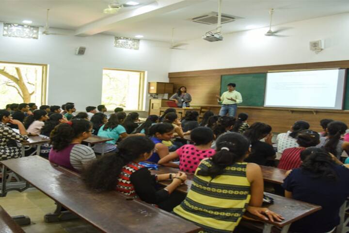 HLCC Ahmedabad: Admission, Fees, Courses, Placements, Cutoff, Ranking