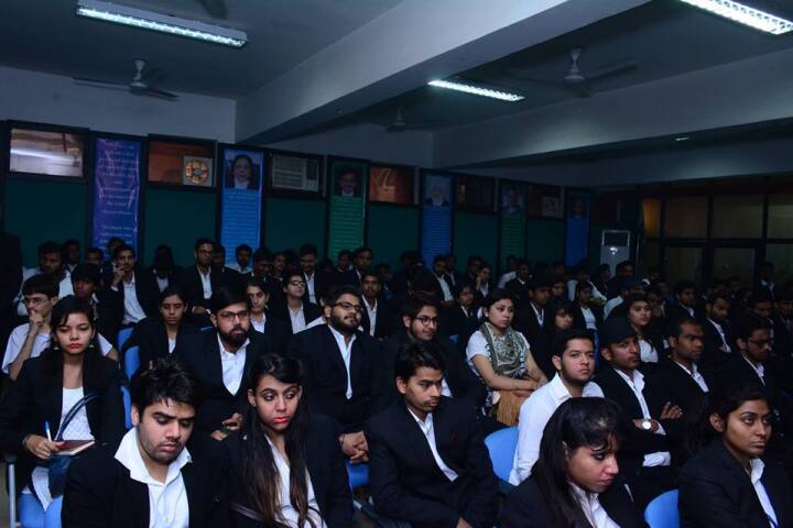 Lloyd Law College, Greater Noida: Admission, Fees, Courses, Placements ...