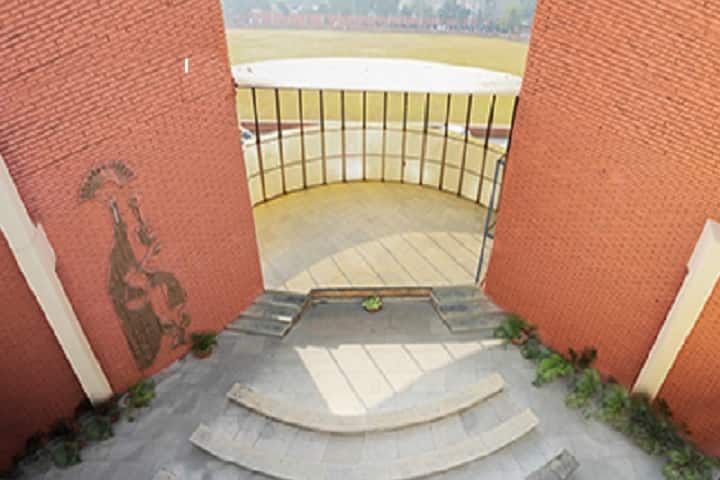 Apeejay College of Fine Arts, Jalandhar: Admission 2021, Courses, Fee ...