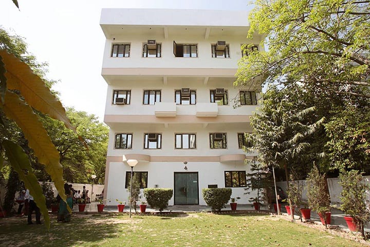 Indraprastha Institute of Technology and Management, New Delhi ...