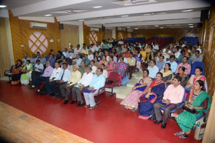 Sardar Patel University (SPU) Vallabh Vidyanagar: Admission, Fees ...