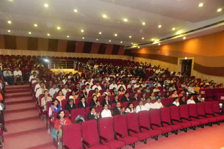 Modern Institute of Business Management, Pune: Admission 2021, Courses ...