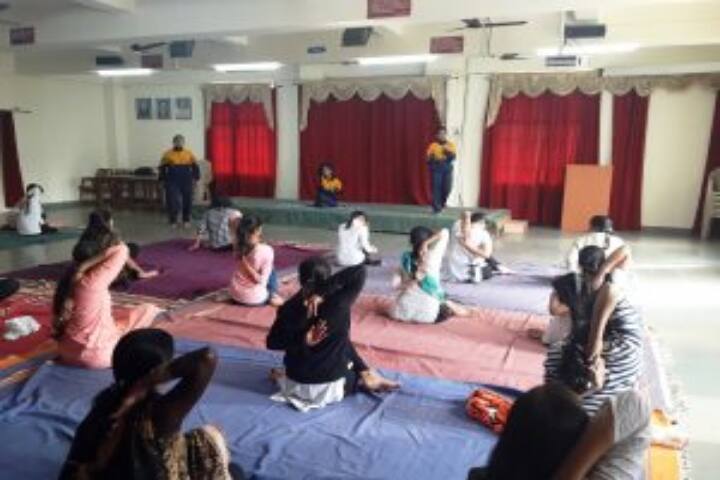 Yashwantrao Chavan Law College (YCLC) Pune: Admission, Fees, Courses ...