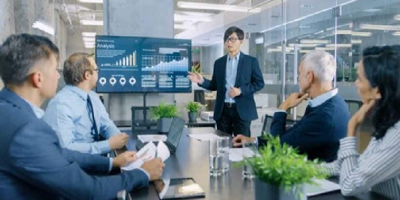 How to Become a Marketing Director - Salary, Qualification, Skills ...