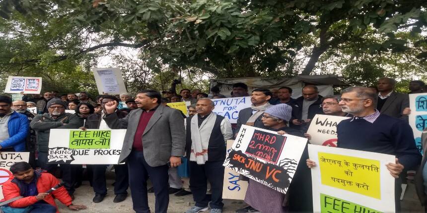 JNU attack: Injured professor files complaint against unknown person JNU attack: Injured professor files complaint against unknown person