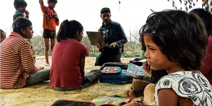 Teaching carts and e-lessons help bridge digital divide in rural India