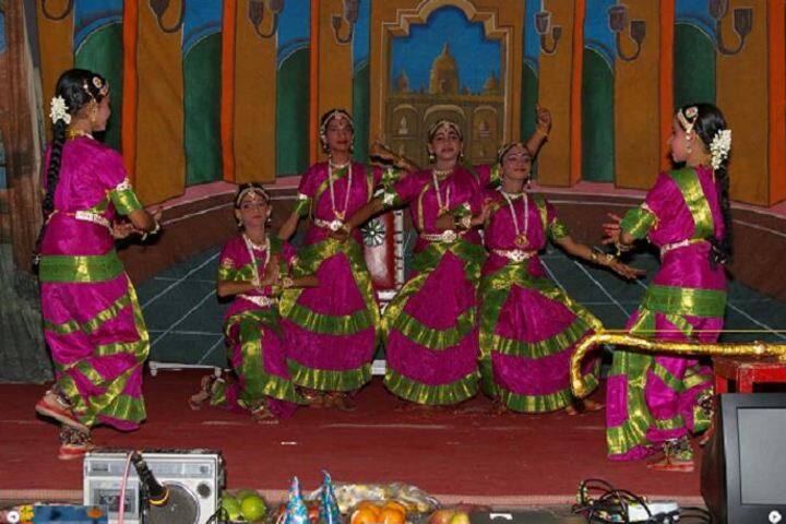 The Hindu Senior Secondary School, Triplicane, Chennai: Admission, Fee ...