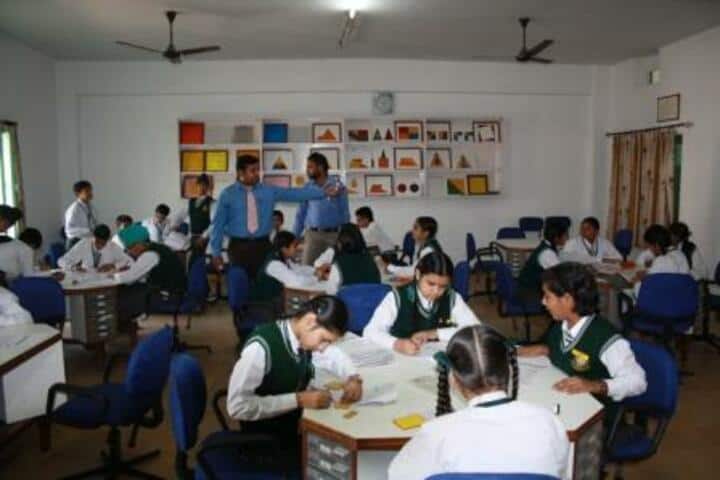 Sacred Heart School, Dosanj Road, Moga: Admission, Fee, Affiliation