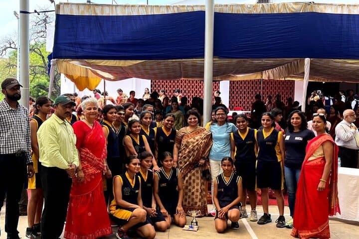 La Martiniere Girls College, Rana Pratap Marg, Lucknow: Admission, Fee ...