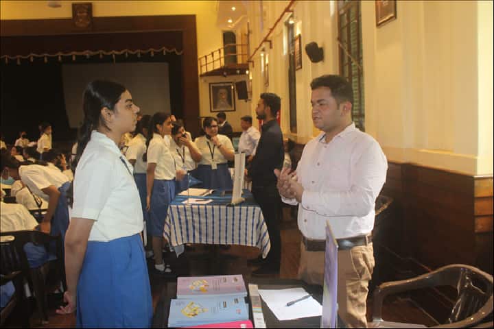 Loreto House, Middleton Row, Kolkata: Admission, Fee, Affiliation
