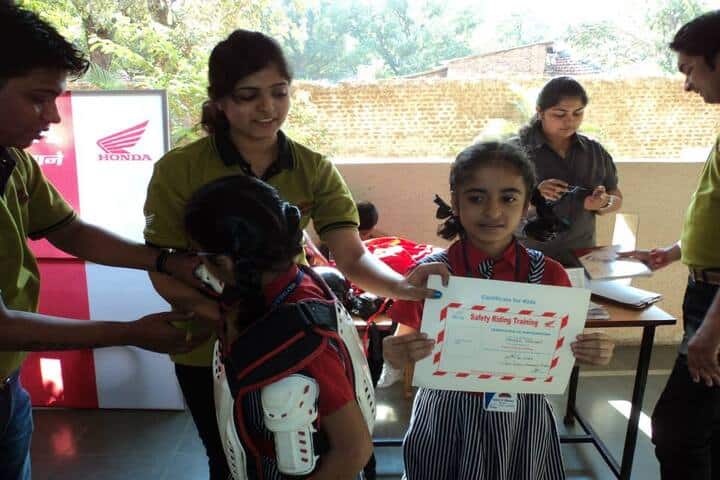 Holy Child Convent High School, Ulhasnagar, Thane: Admission, Fee ...