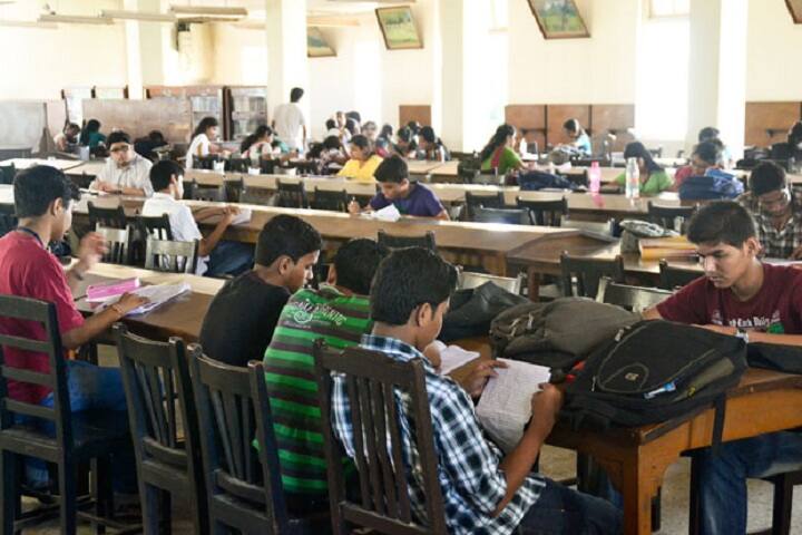 R.A. Podar College Of Commerce and Economics, Matunga (CR), Mumbai ...