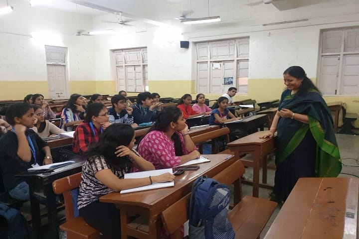 R.A. Podar College Of Commerce and Economics, Matunga (CR), Mumbai ...
