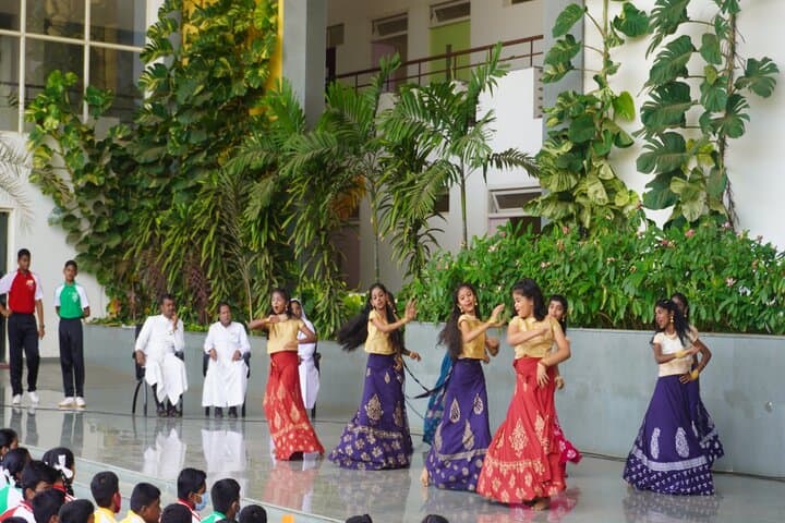 Bishop Devadass Ambrose Vidyalaya Thanjavur, Thanjavur: Admission, Fee ...