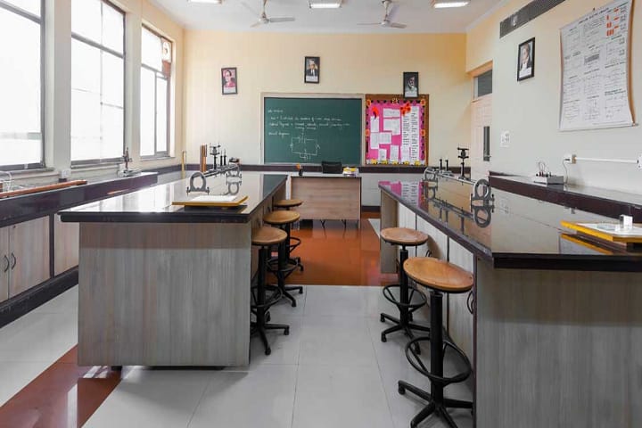 Maxfort School, Rohini, New Delhi: Admission, Fee, Affiliation
