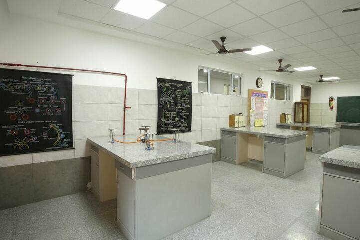 Spring Meadows Public School, Dwarka Mor, New Delhi: Admission, Fee ...