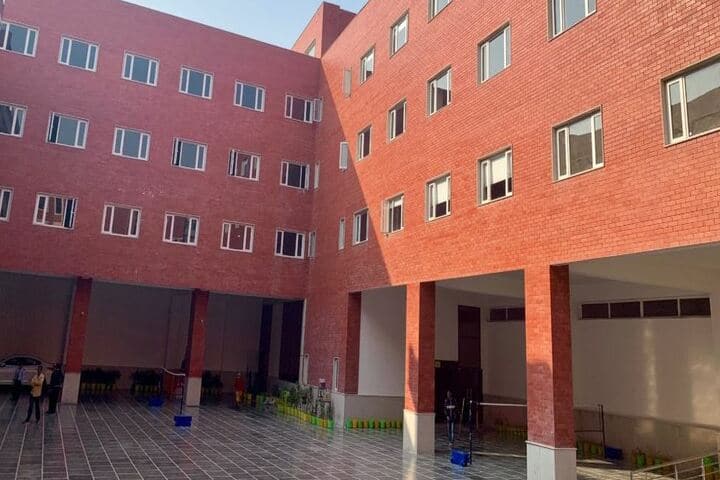 Spring Meadows Public School, Dwarka Mor, New Delhi: Admission, Fee ...