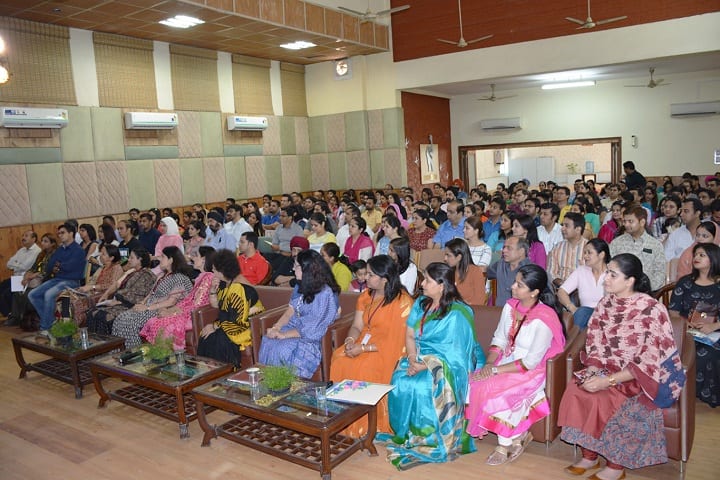 Springdales School, Pusa Road, New Delhi: Admission, Fee, Affiliation