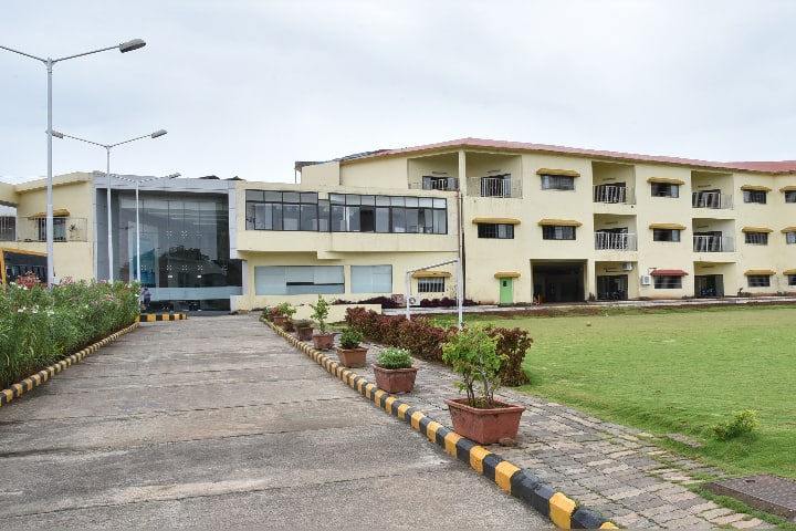 Mount Litera Zee School, Mormugao, Goa: Admission, Fee, Affiliation