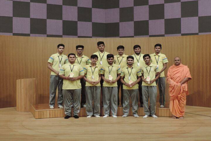 Shree Swaminarayan Gurukul Chala, Vapi: Admission, Fee, Affiliation