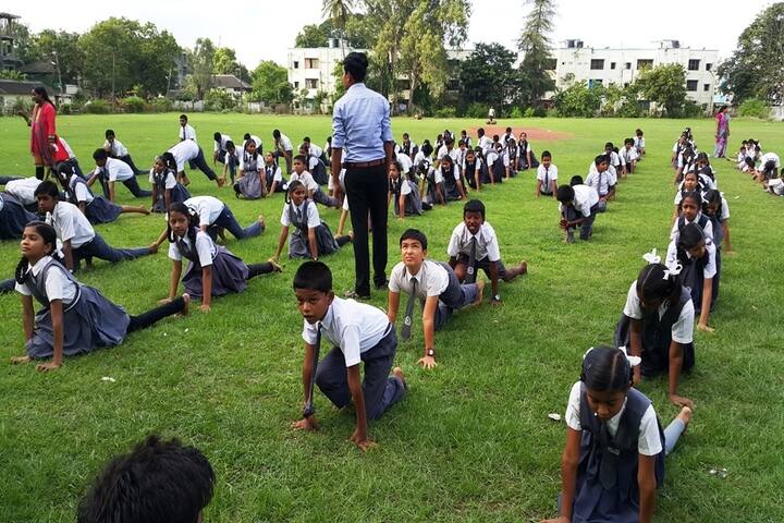 Western Railway School (English Medium), West Railway Yard, Valsad ...