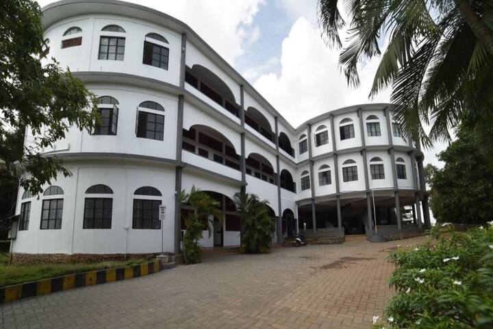 Mes College Of Engineering Campus School, Kuttippuram, Malappuram ...